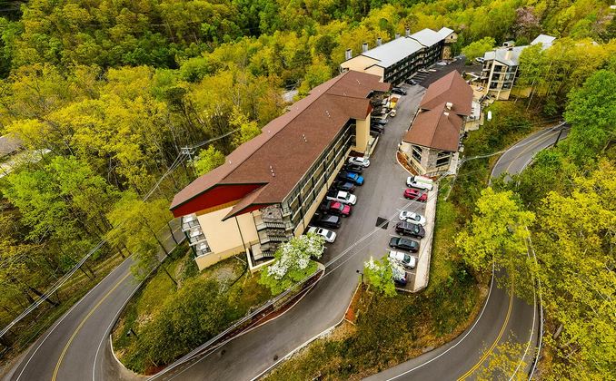 Laurel Point Resort - Platinum Interchange